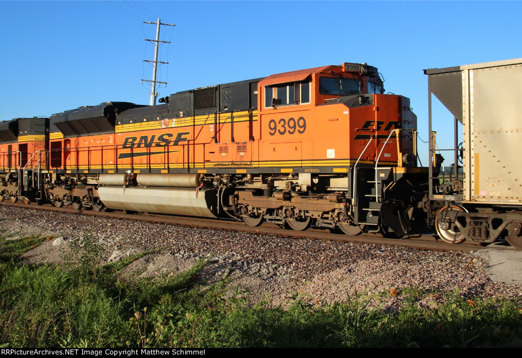 BNSF 9399